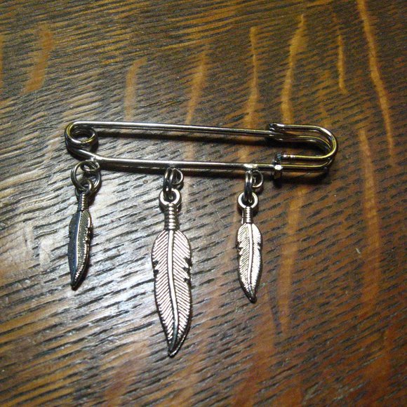 Feather Kilt Pin | Jewelry | Sacred Feather Vintage 98s Kilt Pin | Poshmark
